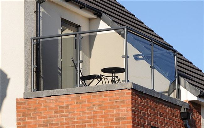 How stainless-steel and glass balustrades enhance natural light ...