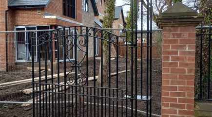 Restoring Sycamore Square Gates - Steelcraft