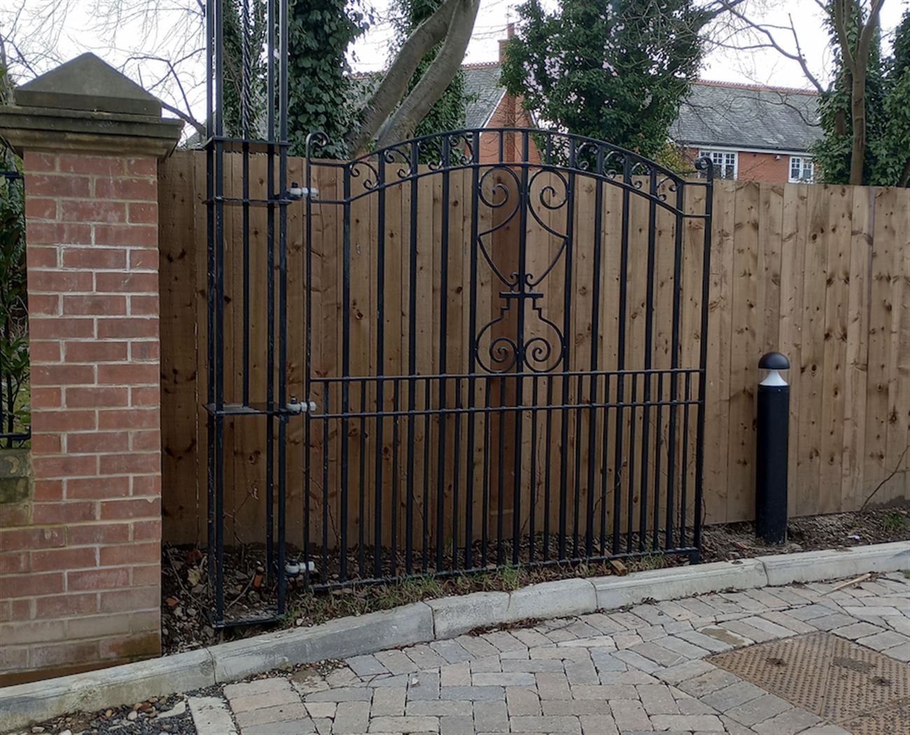 Restoring Sycamore Square Gates - Steelcraft